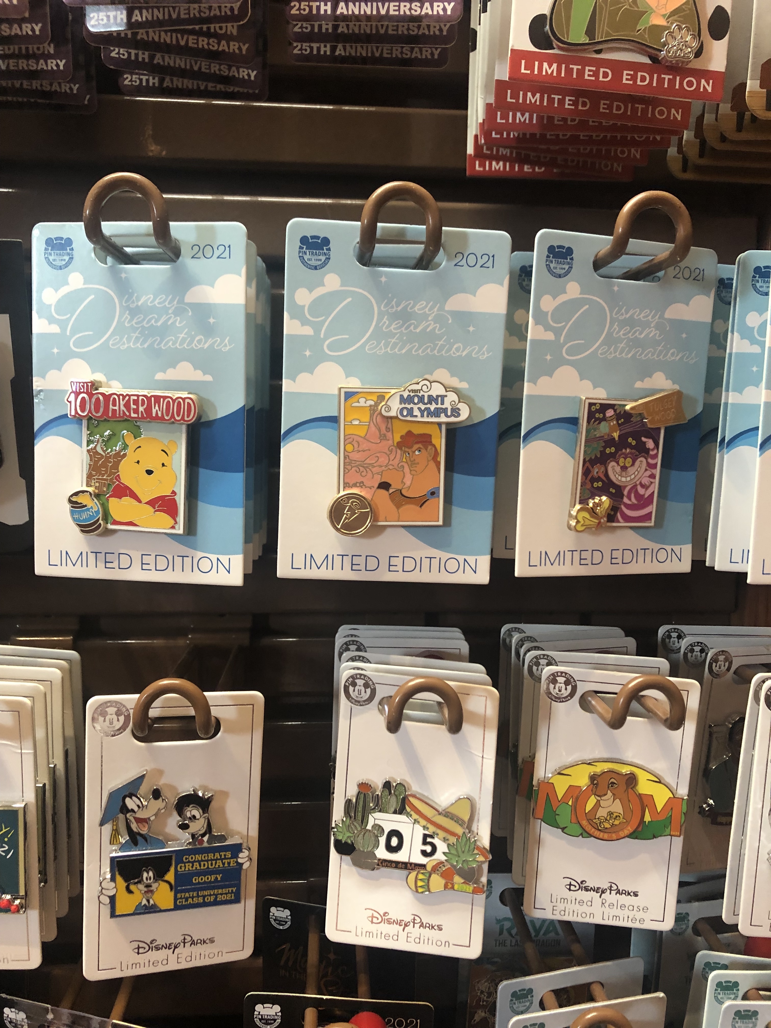 Easy Disneyland Pin Trading Tips For Beginners How To Get Started